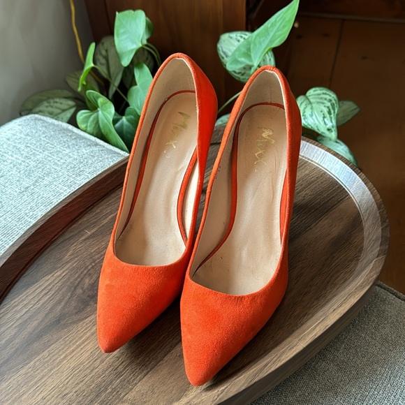 Mixx Shuz | Shoes | Mixx Orange Closed Toe Heel | Poshmark